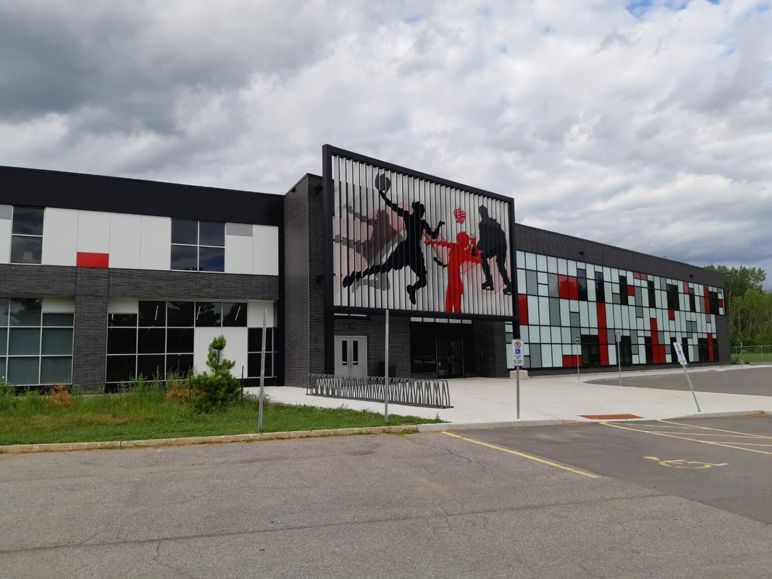 ESP Louis-Riel - International